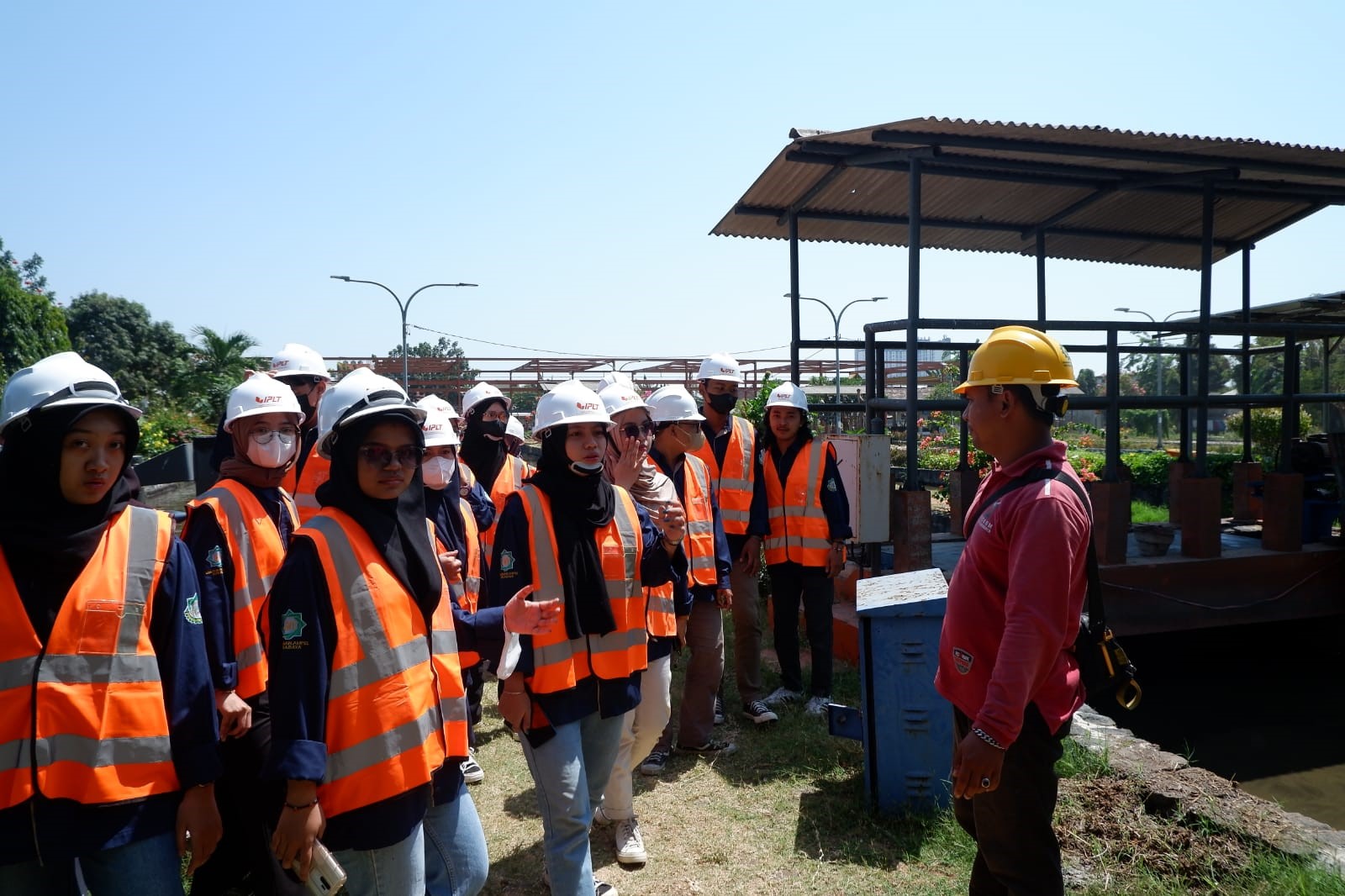 Studi Visit ke IPLT Keputih Surabaya oleh Himpunan Mahasiswa Teknik Lingkungan UIN Sunan Ampel ...